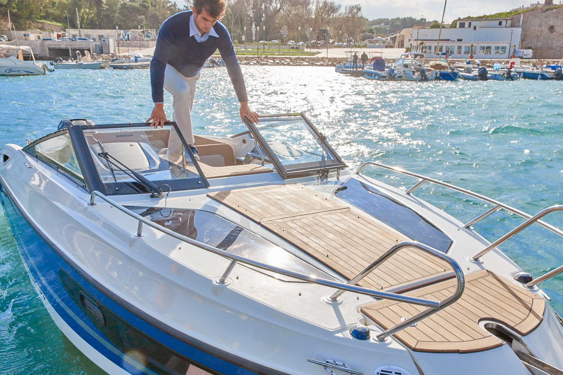 Quicksilver Activ 755 Cruiser