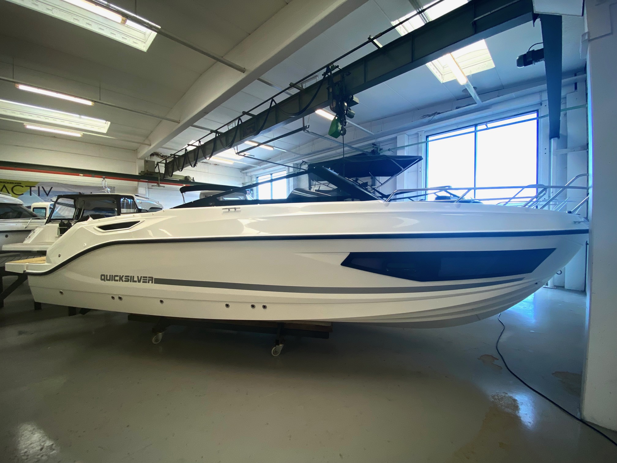 Quicksilver Activ 755 Cruiser